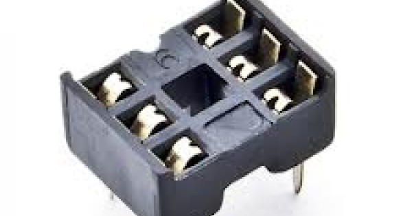 6 Pin - DIP IC Socket/Base (DIP-6 pin)